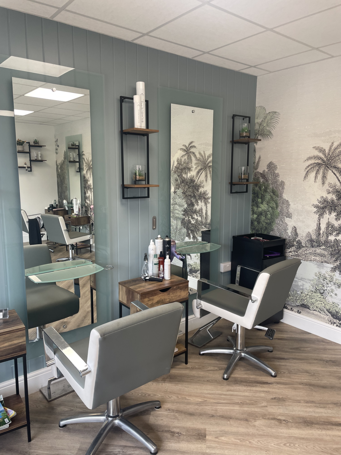 Simply Hair – A boutique unisex salon offering a calm, professional ...